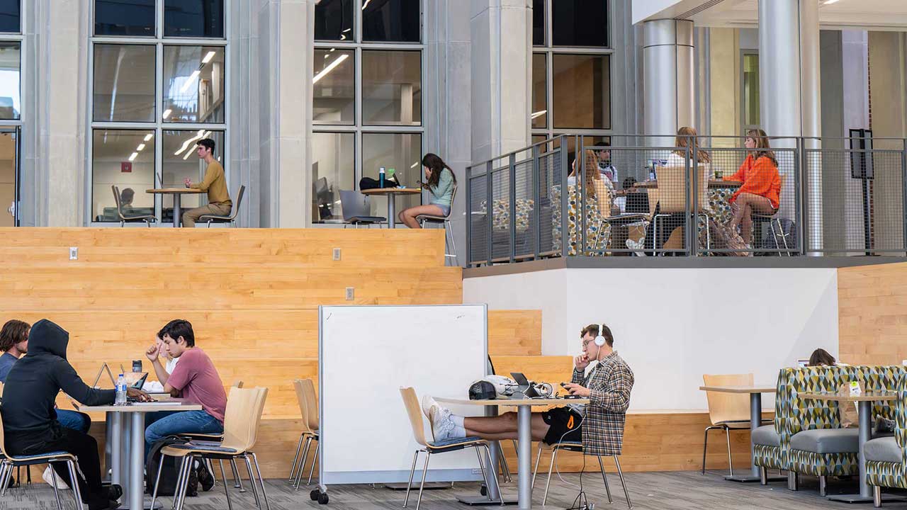 2025-2026 Federal Parent PLUS Loan | Office of Enrollment Management